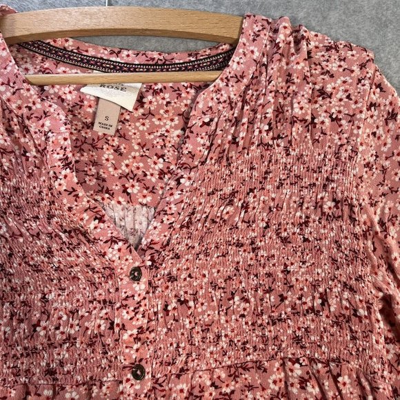 Knox Rose | Tops | Knox Rose Top Women Small Pink Ditsy Flower Print ...